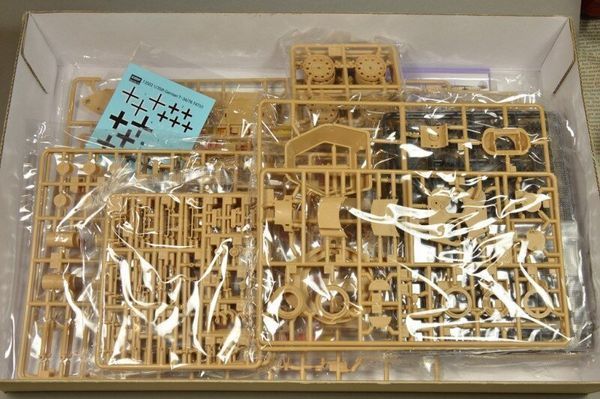 Academy 13502 German T-34/76 747(r) 1/35 сборная масштабная модель ...