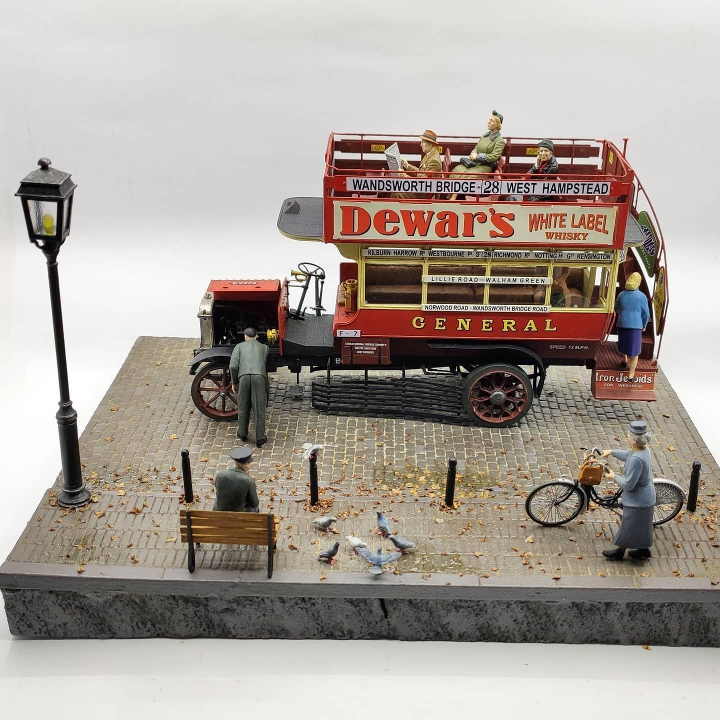 1/35 Діорама "London Street 1930", готова авторська робота