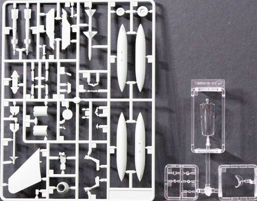 Academy 12534 F/A-18C Hornet VFA-82 Marauders 1/72 збірна масштабна ...