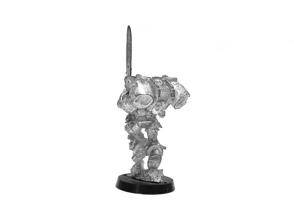 Vanguard Veteran with Jump Pack and Relic Blade, миниатюра Warhammer ...