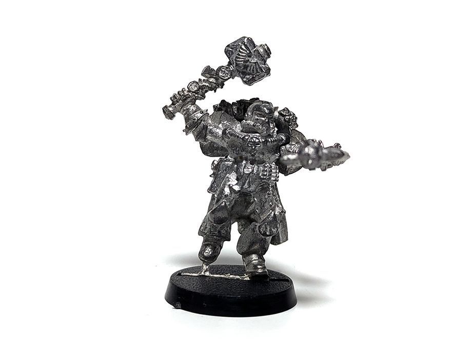 Salamanders Chaplain Xavier, мініатюра Warhammer 40k (Games Workshop ...
