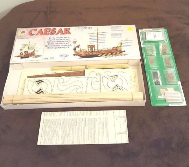 1/30 Caesar Roman Bireme 30 D.C. (Mantua Model 770) збірна дерев'яна модель